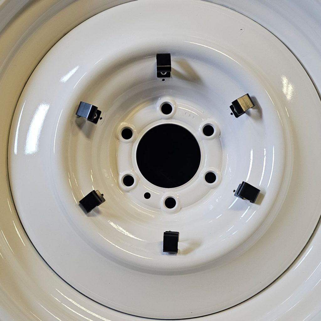 Universal Hub Cap Clips (Universal) | LS Fabrication