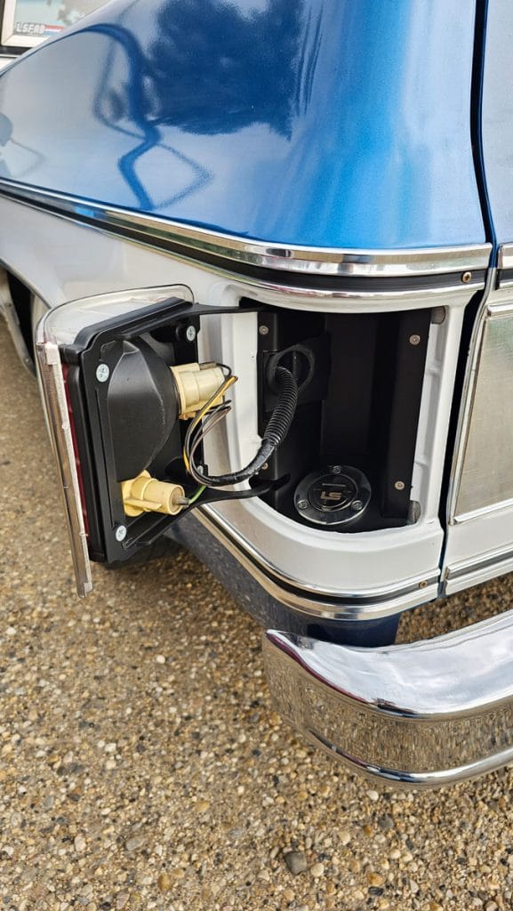Taillight Fuel Filler Kit 1973-1991 GM Squarebody Truck